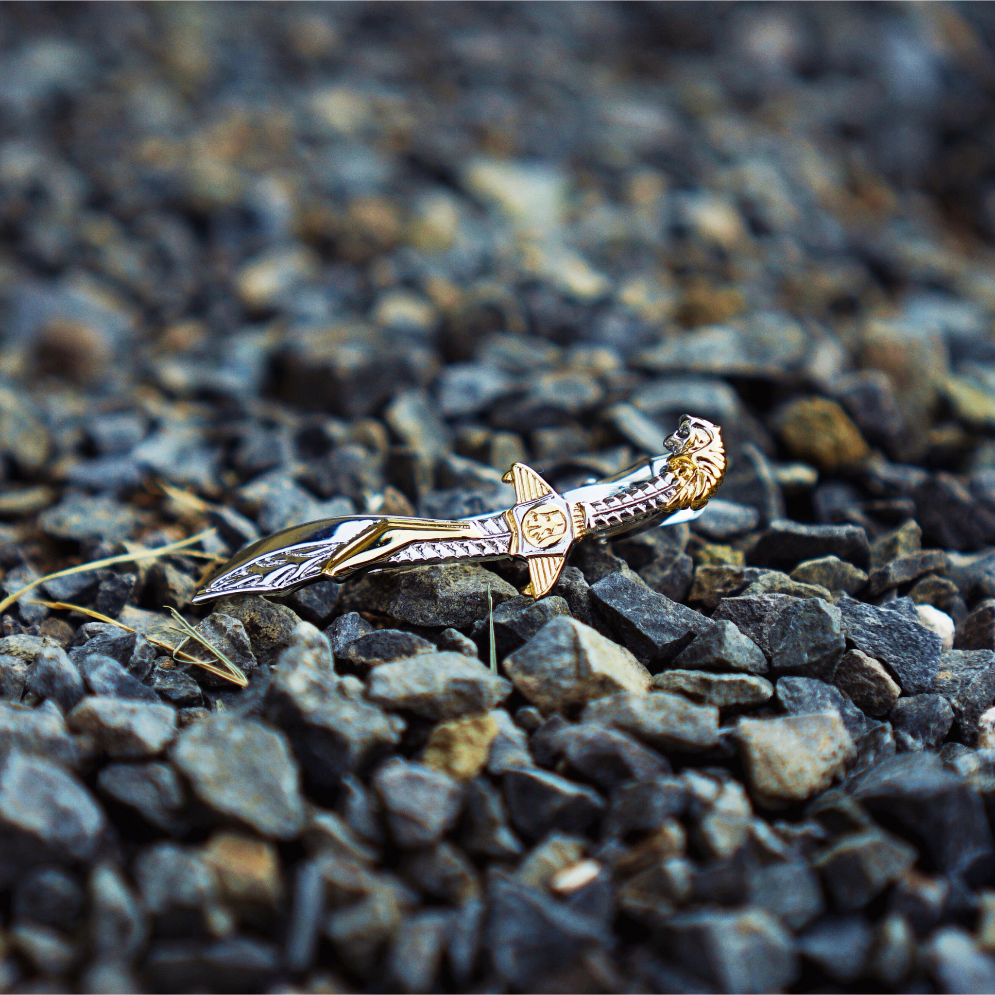 The Legacy Blade – Hero's Armory